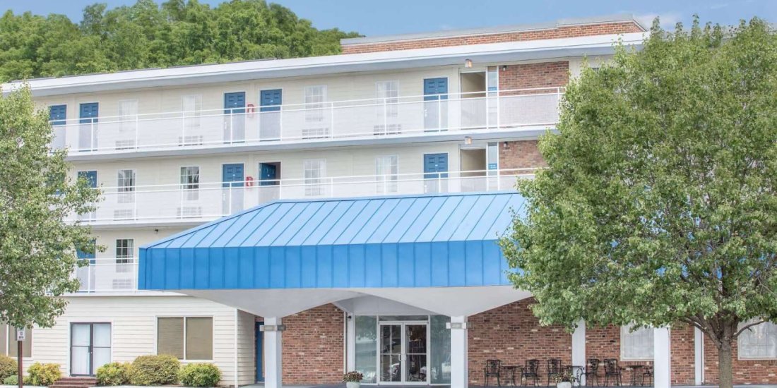 Howard Johnson Express Inn | Visit Staunton