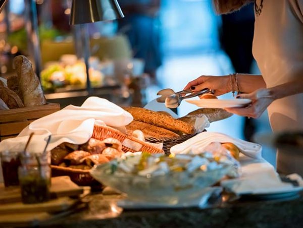 Magnolia South Breakfast Buffet | Visit Staunton