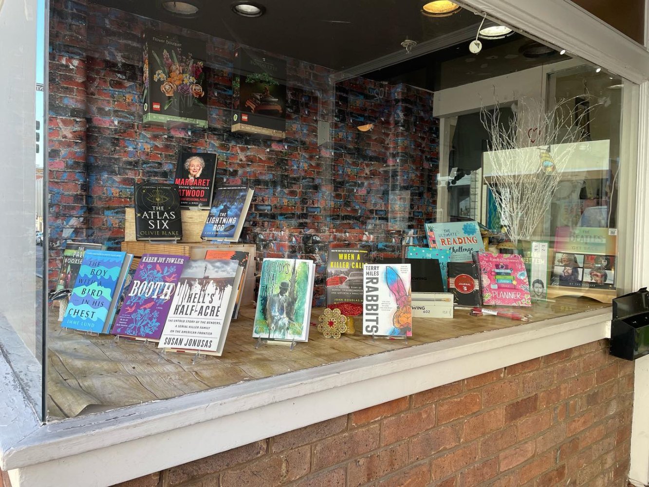 Book Dragon | Visit Staunton